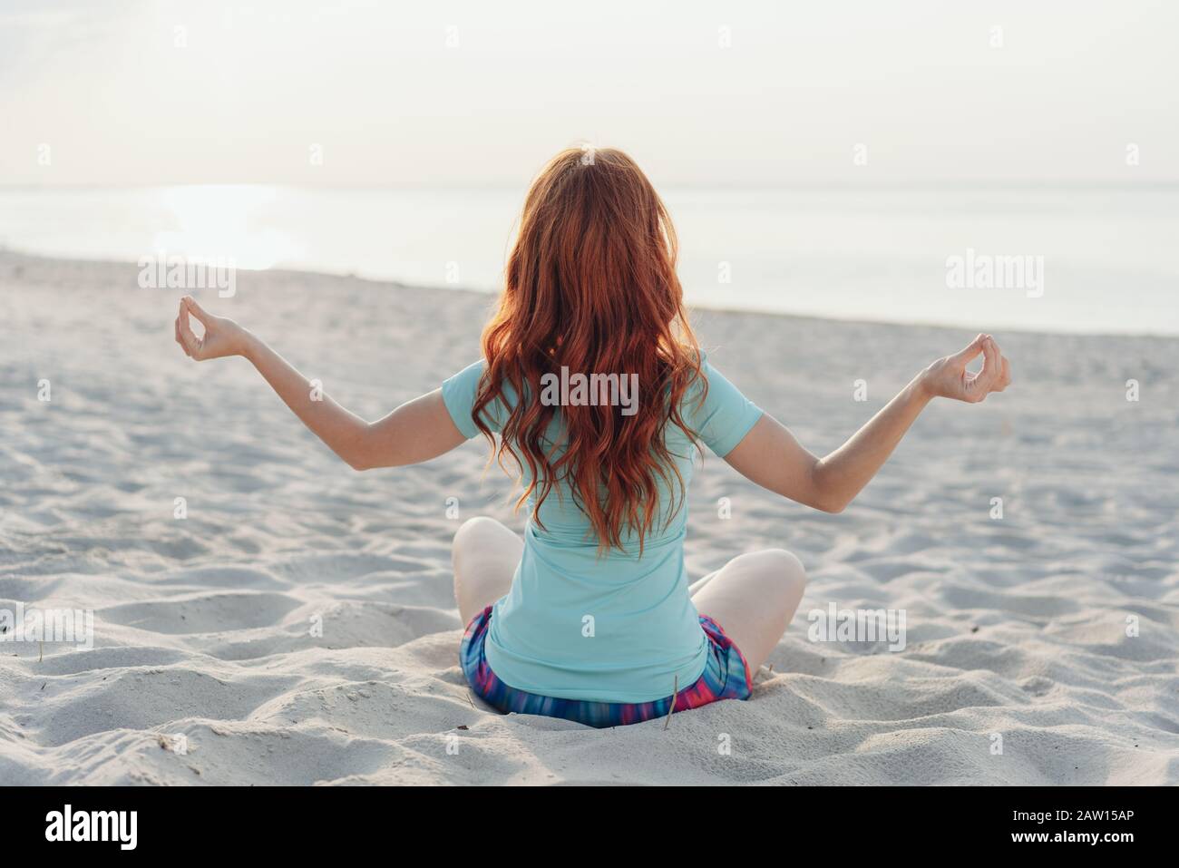 Back facing camera hi-res stock photography and images - Alamy
