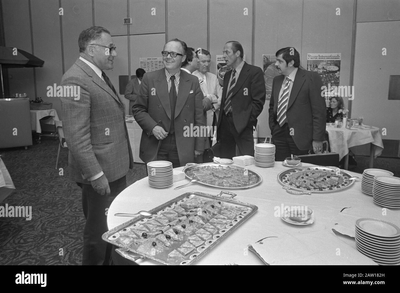 Embassy mission Black and White Stock Photos & Images - Alamy