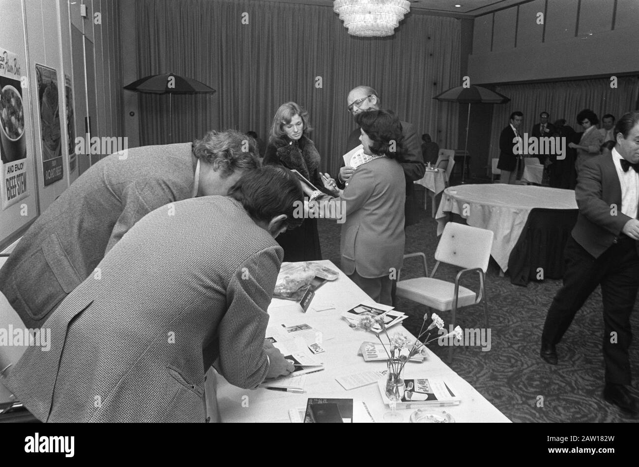 Embassy mission Black and White Stock Photos & Images - Alamy