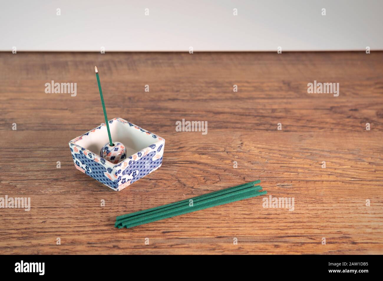 Japanese altar home hi-res stock photography and images - Alamy