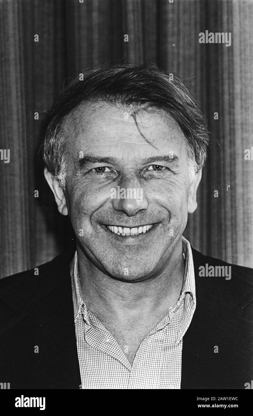 Mission Ministry of Education and Science; Mr. M. Dorland (head ...