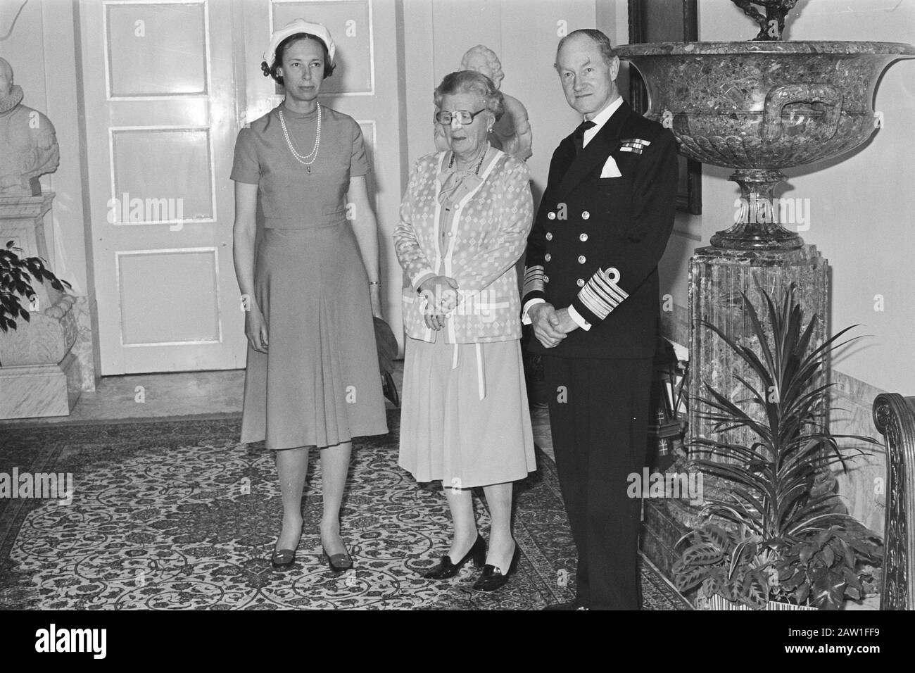 Admiral henry leach hi-res stock photography and images - Alamy