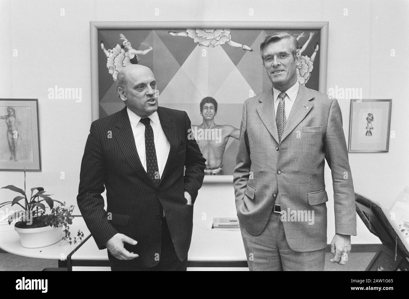 Philips service hi-res stock photography and images - Alamy