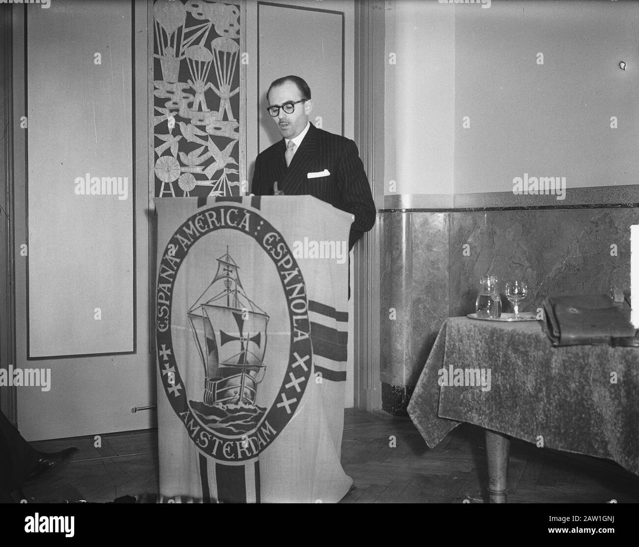 Spanish legation hi-res stock photography and images - Alamy