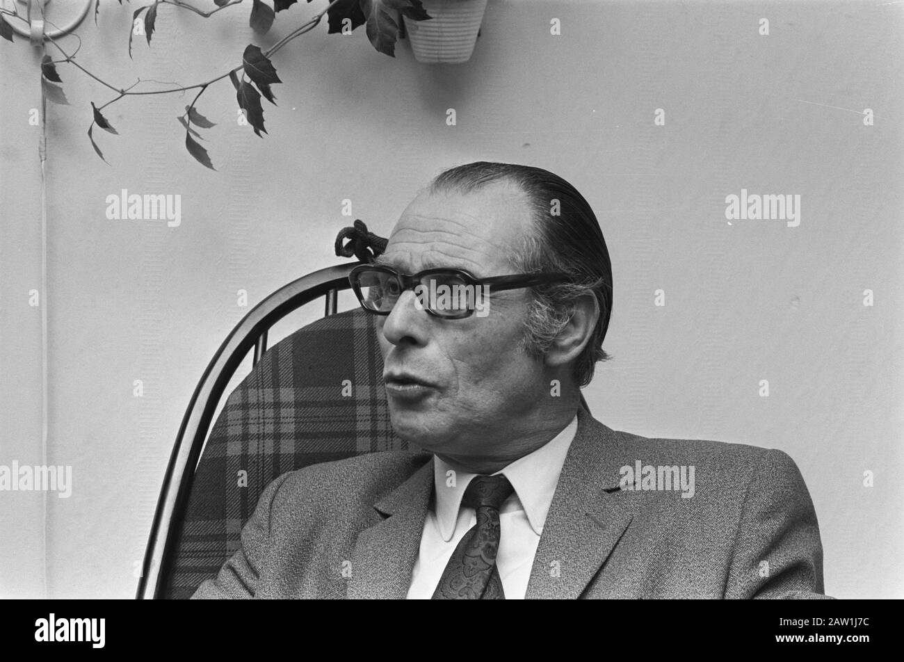 Child biafran war hi-res stock photography and images - Alamy