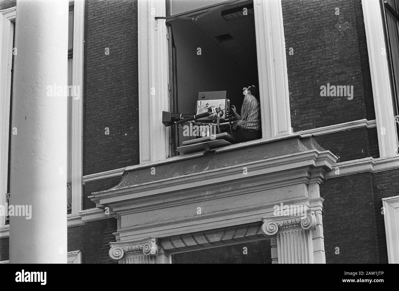 Mission Free People, NOS cameraman in Window Date: September 16, 1974 ...