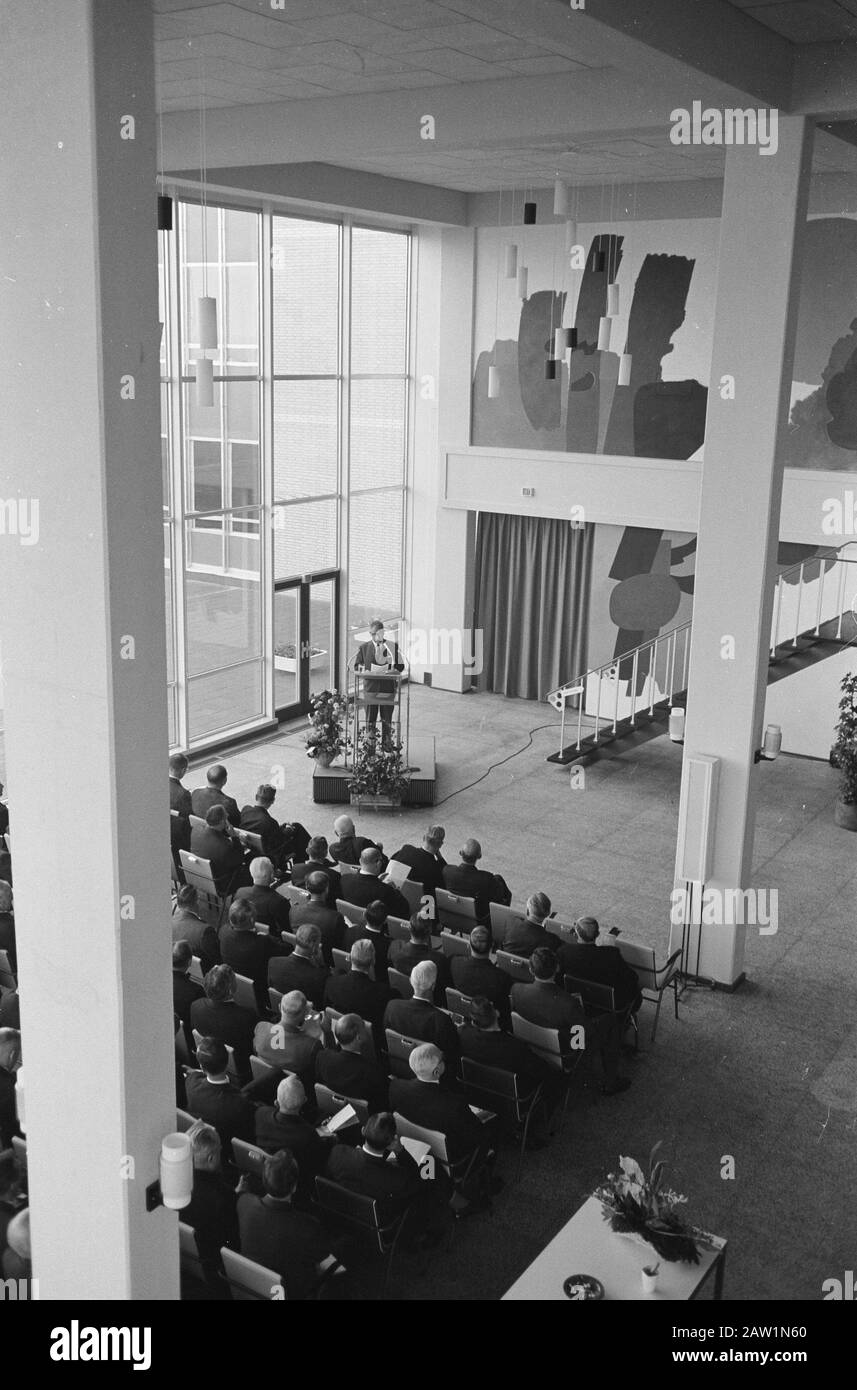 Opening Lab Shell Rijswijk Date: November 24, 1961 Location: Rijswijk ...