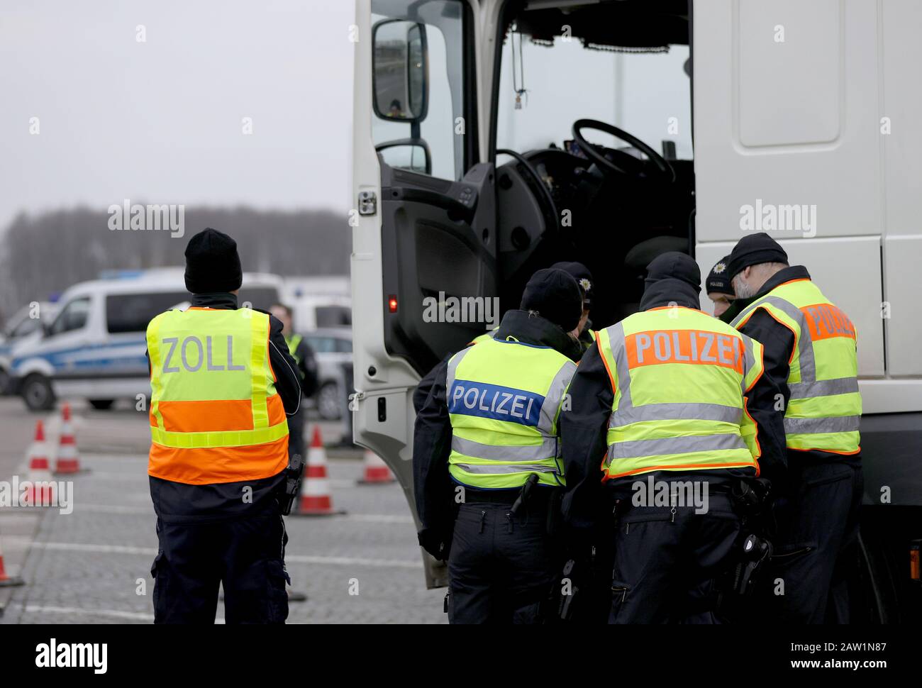 Autobahn 44 hi-res stock photography and images - Alamy