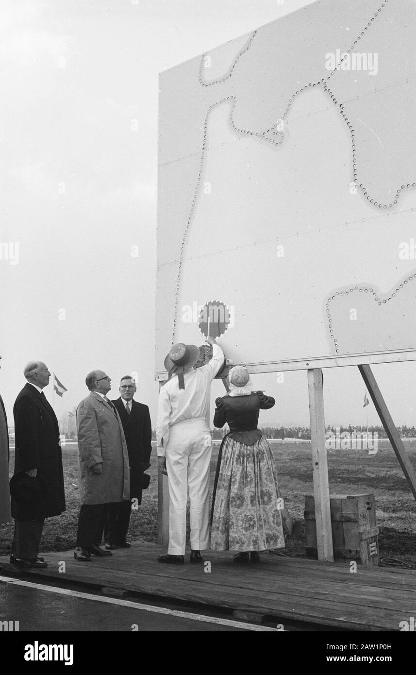 Farmers stabbing Black and White Stock Photos & Images - Alamy