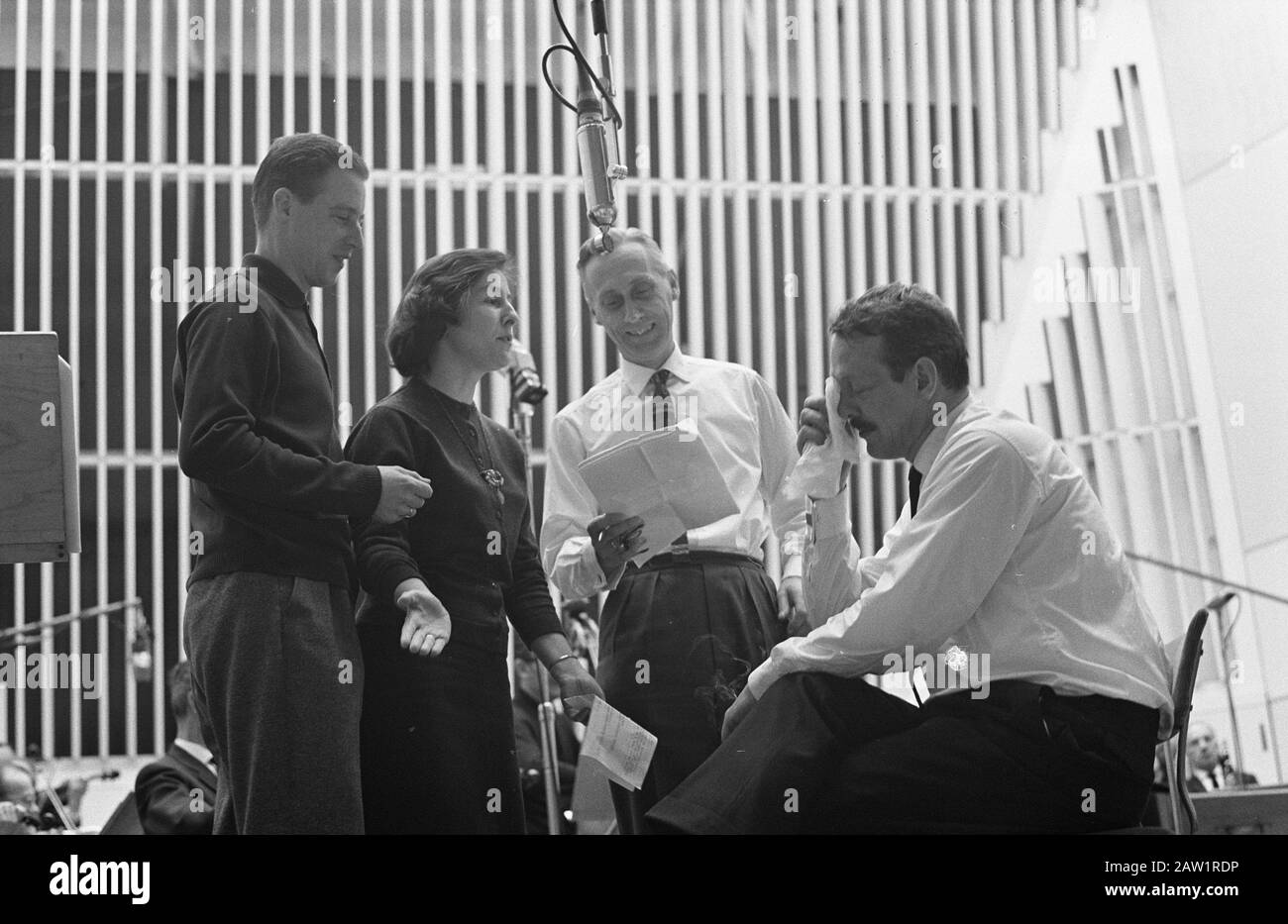 Recording farewell concert Jos Cleber. V.l.n.r .: Lex Braamhorst, Ilse ...