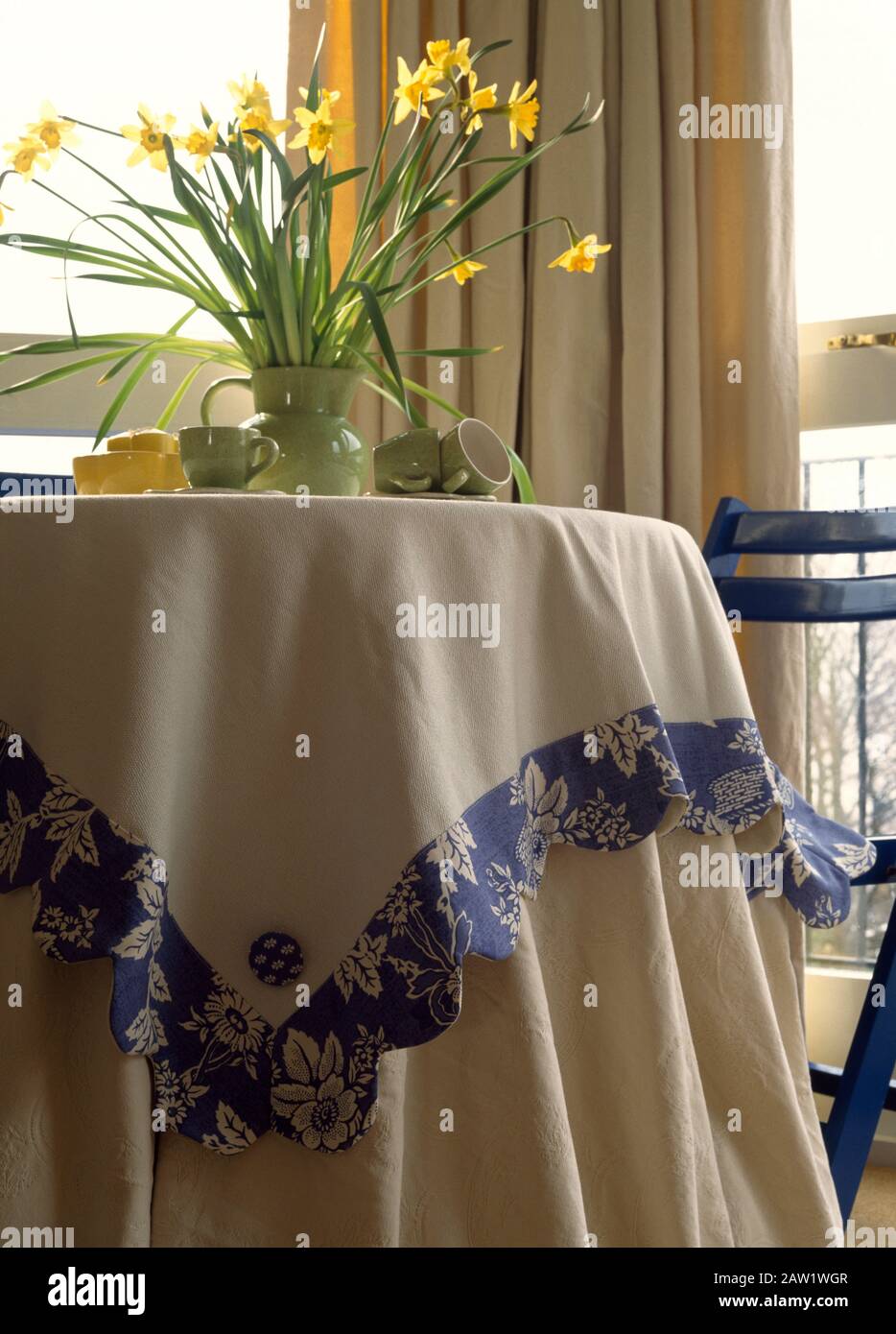 Detail of edging on round table cloth Stock Photo - Alamy
