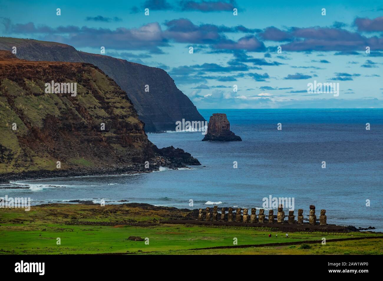 Moai platform on Easter Island from the distance. Ahu Tongariki Stock ...