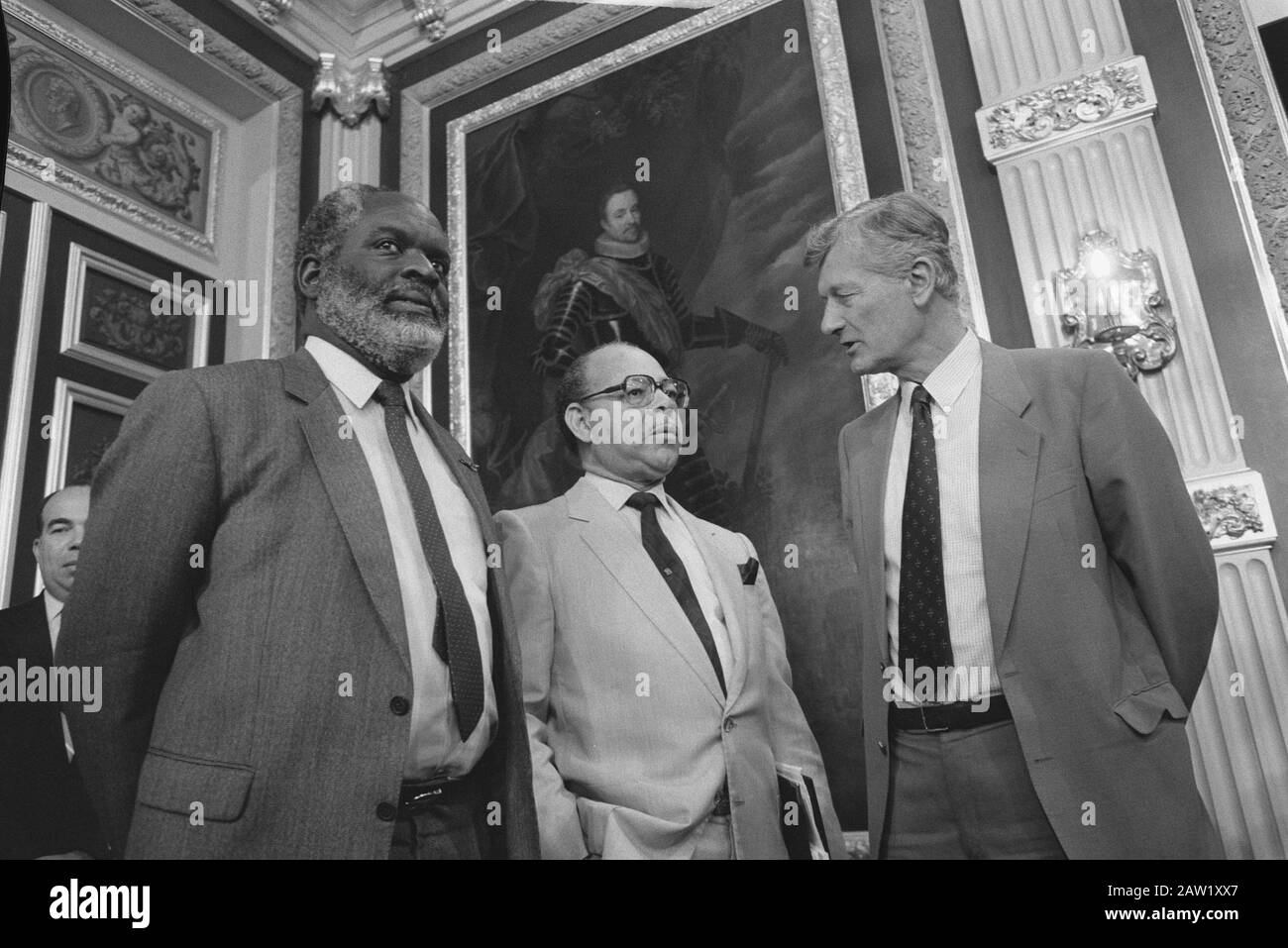 Discussion with Netherlands Antilles and Aruba in The Hague; Prime Don ...