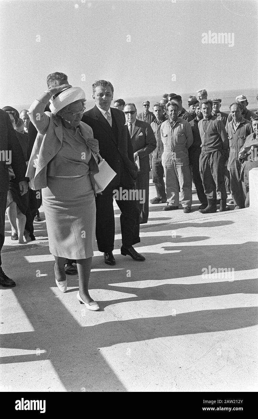 Coastal flood risk project Black and White Stock Photos & Images - Alamy