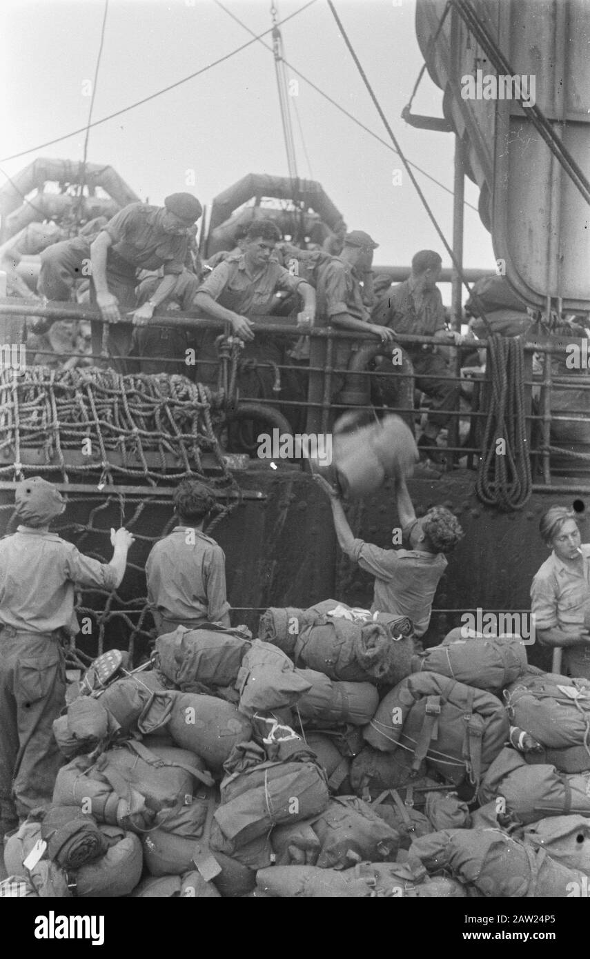 1947 albatross hi-res stock photography and images - Alamy