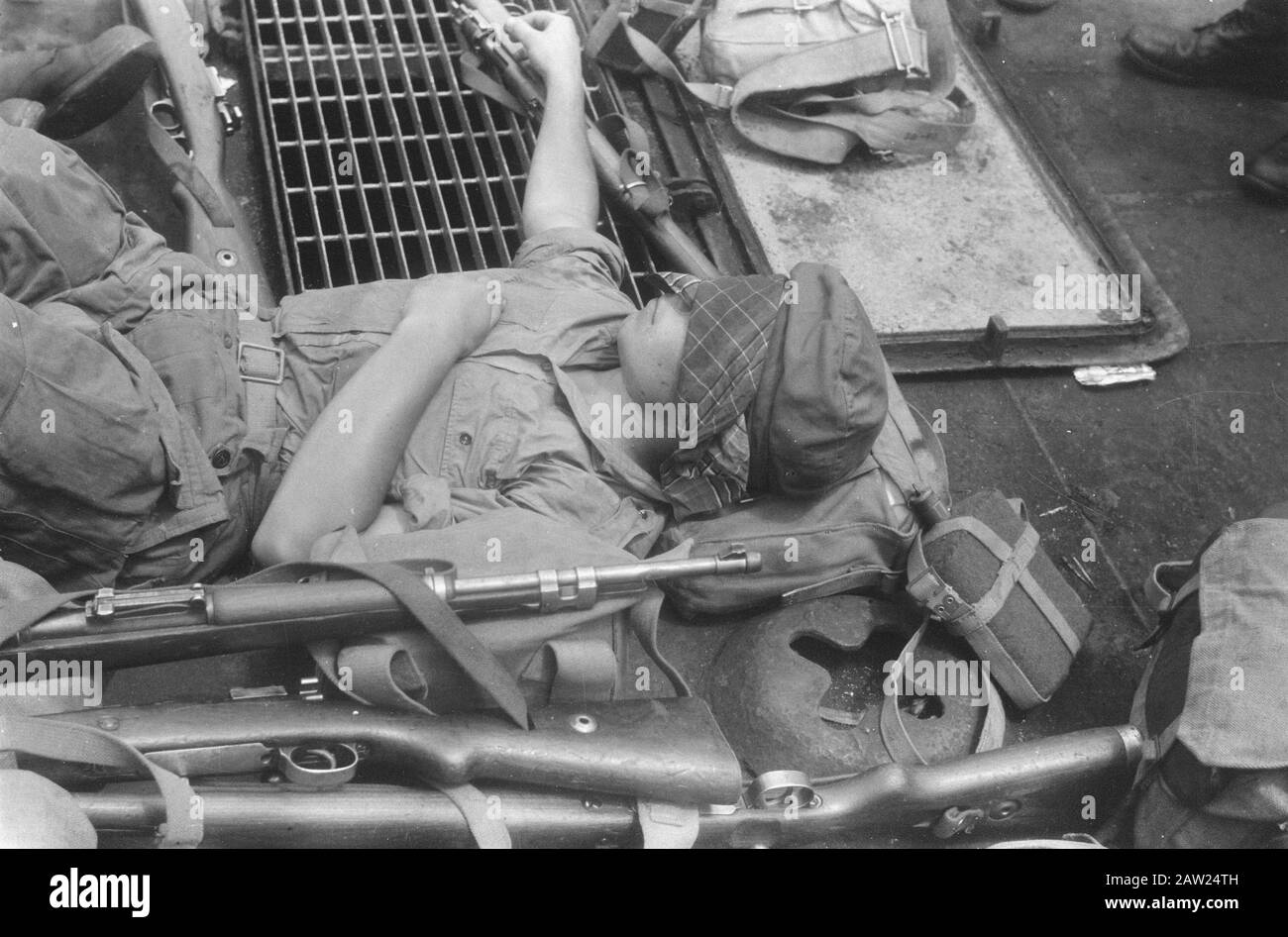 Sleeping soldier hi-res stock photography and images - Alamy