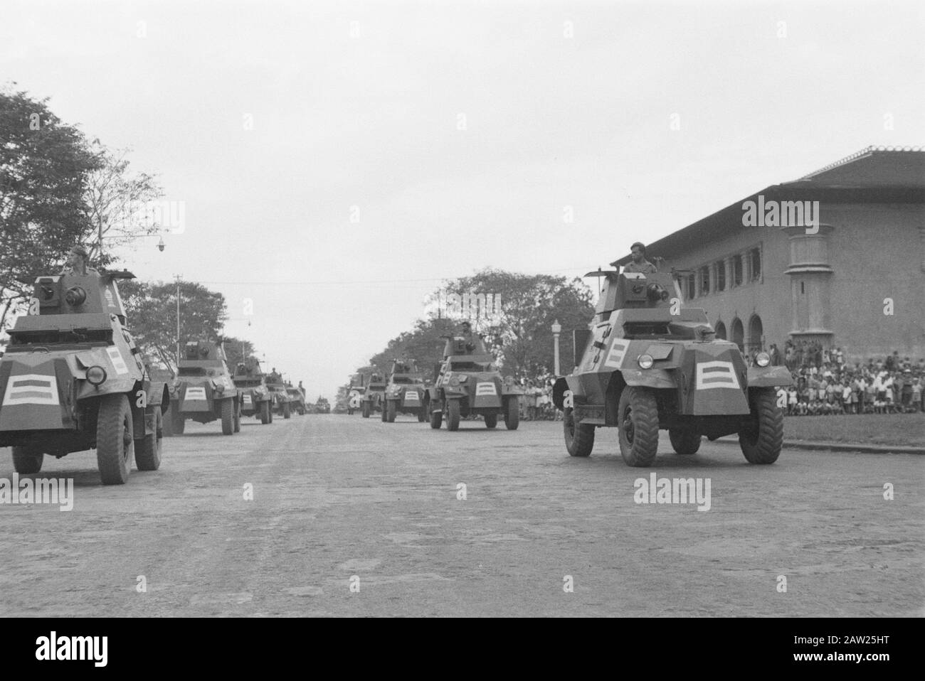 Parade Bandung. Armored Car Platoon KNIL. Marmon-Herrington armored ...