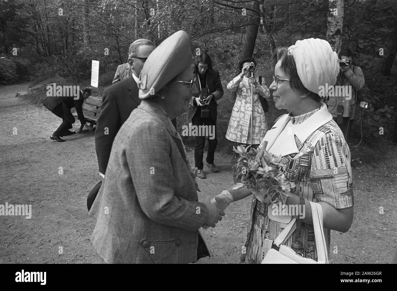 Netherlands resistance wwii hi-res stock photography and images - Alamy
