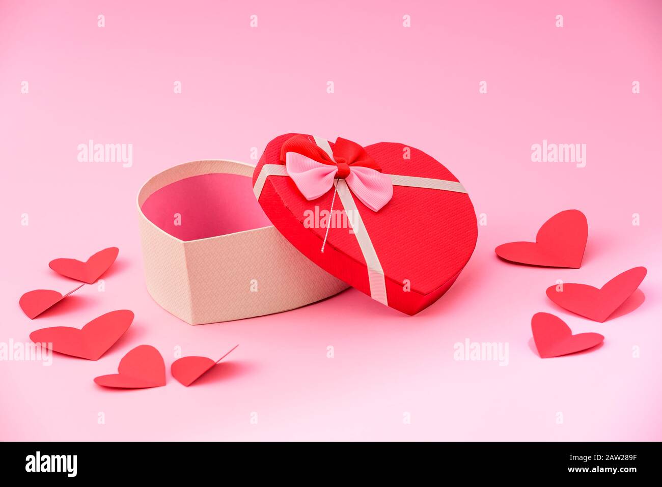 Happy valentines day, valentines day background, opened heart shape ...