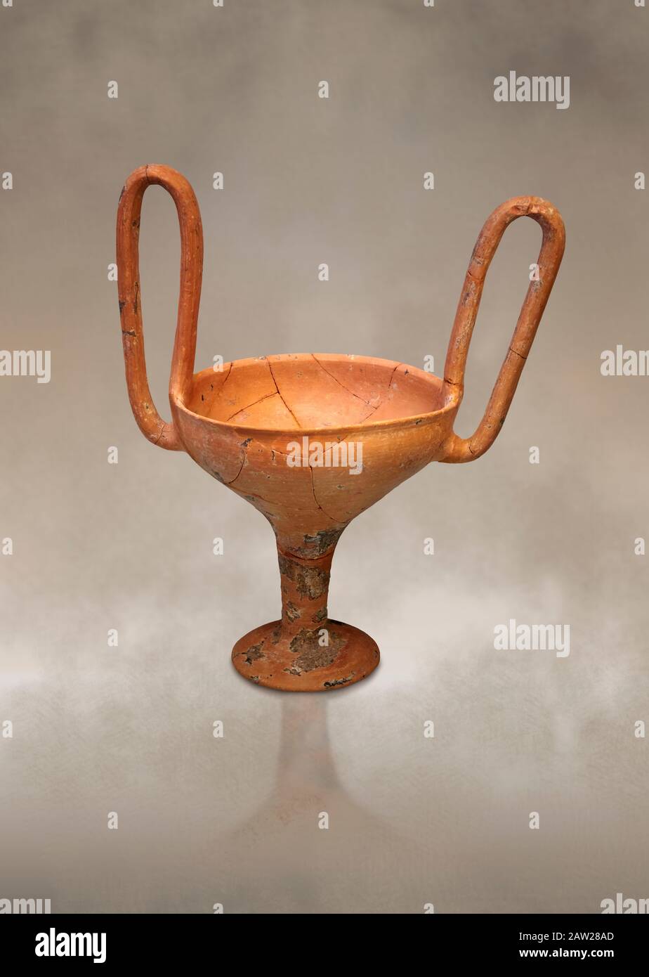 Minoan long stem cup hi-res stock photography and images - Alamy