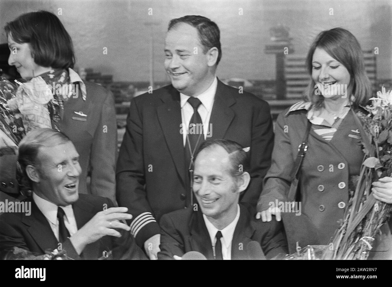 Entire crew Black and White Stock Photos & Images - Alamy