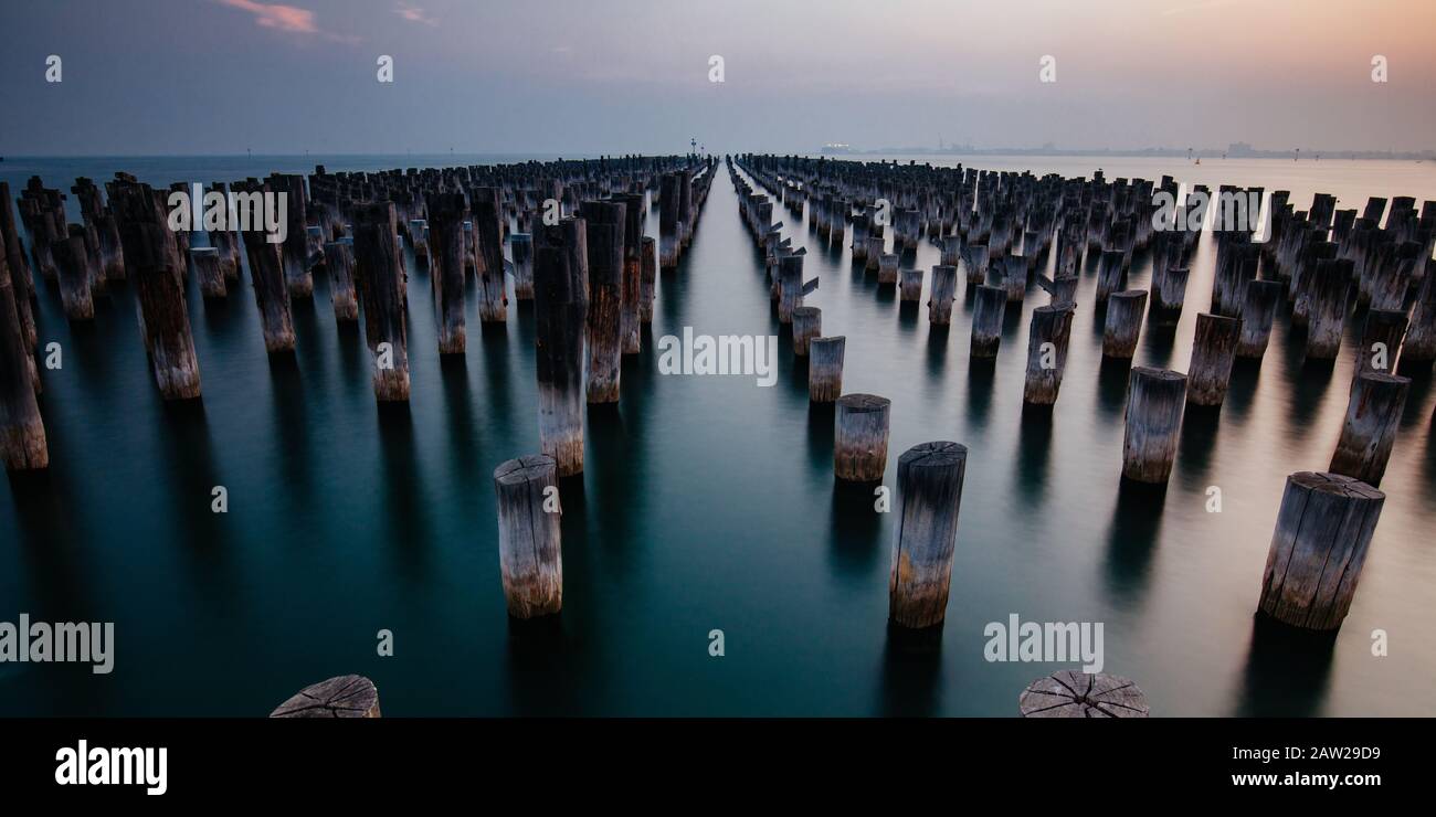 Port melbourne town pier hi-res stock photography and images - Alamy
