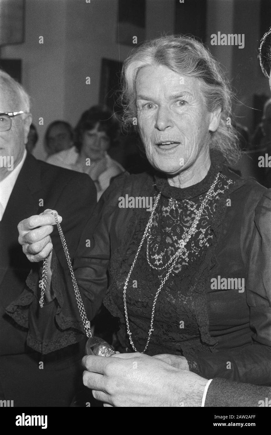 14 december 1983 hi-res stock photography and images - Alamy