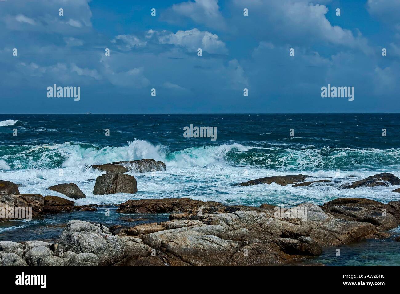 Sea shore on Atlantic oceav by Cape Town, South Africa Stock Photo - Alamy