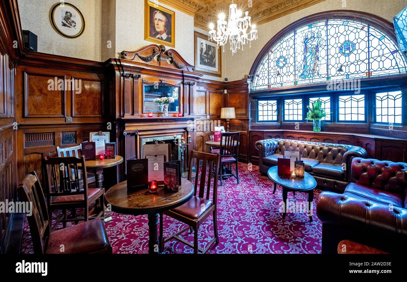 The interior of the Philharmonic Dining Rooms pub in Hope Street ...