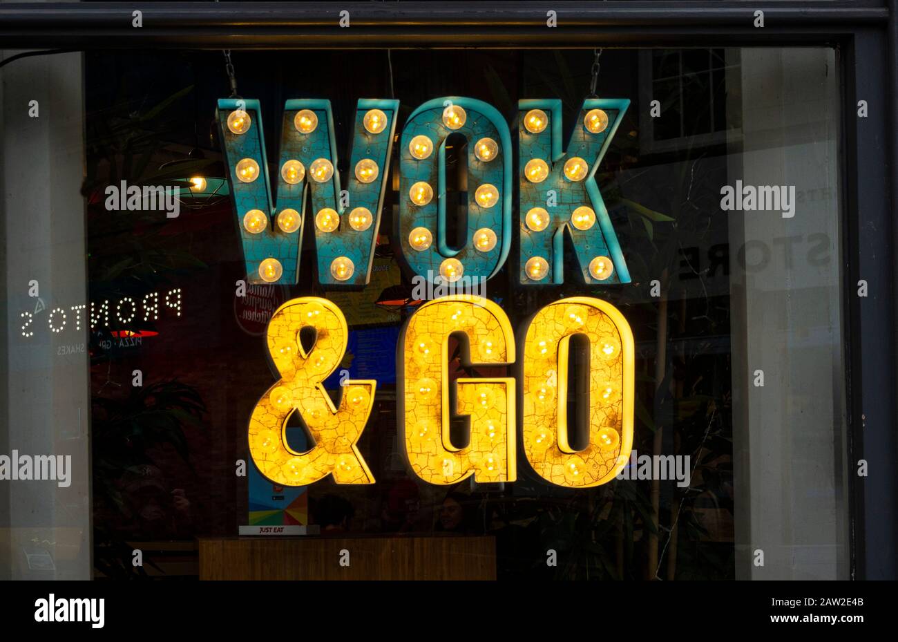 Wok and go hi-res stock photography and images - Alamy