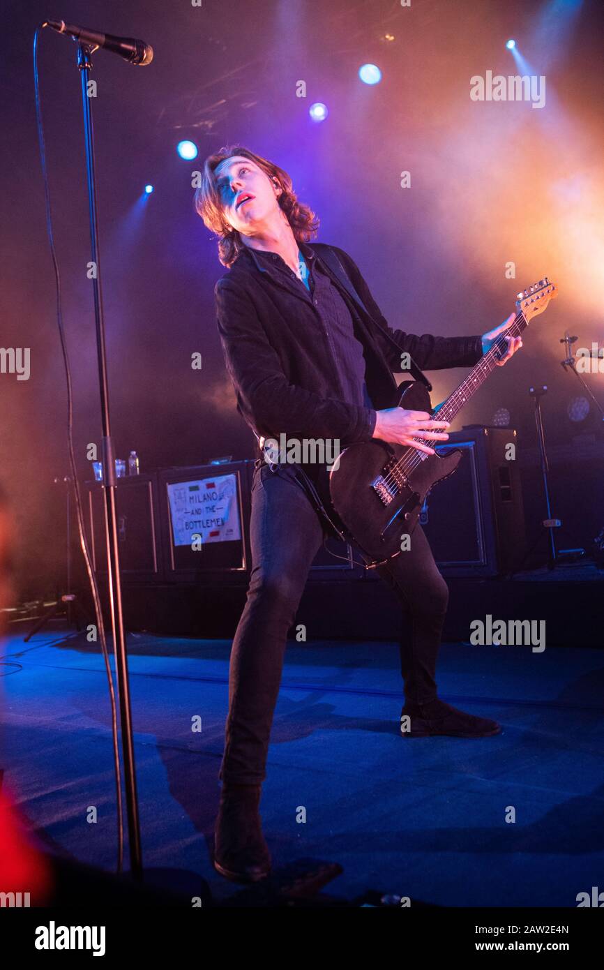 Catfish and the bottlemen rock hi-res stock photography and images - Alamy