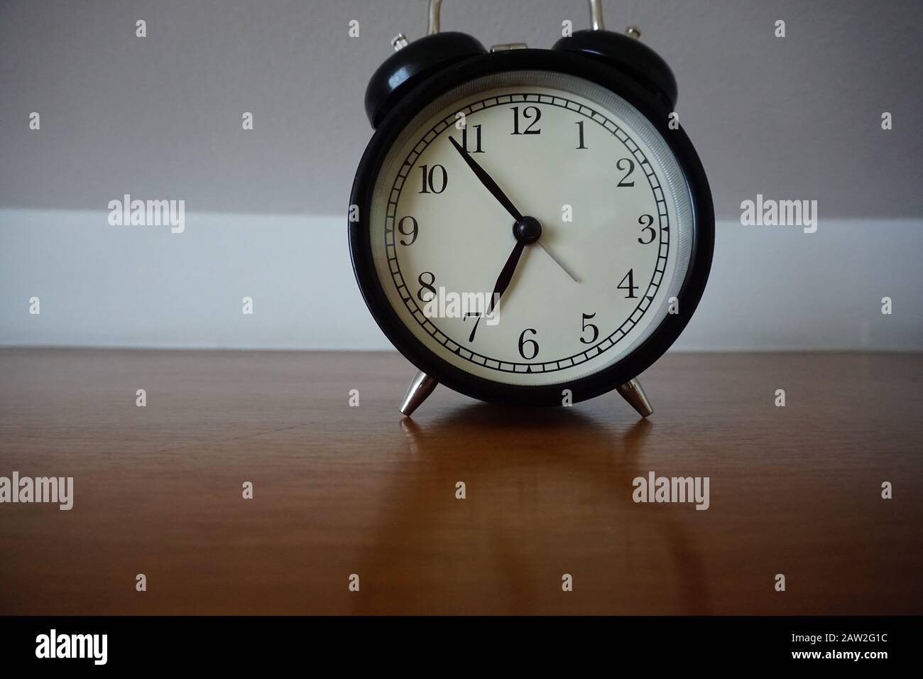 Traditional clock hi-res stock photography and images - Alamy