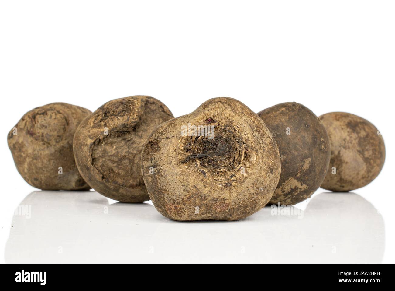 Group of five whole raw sweet beetroot isolated on white background ...