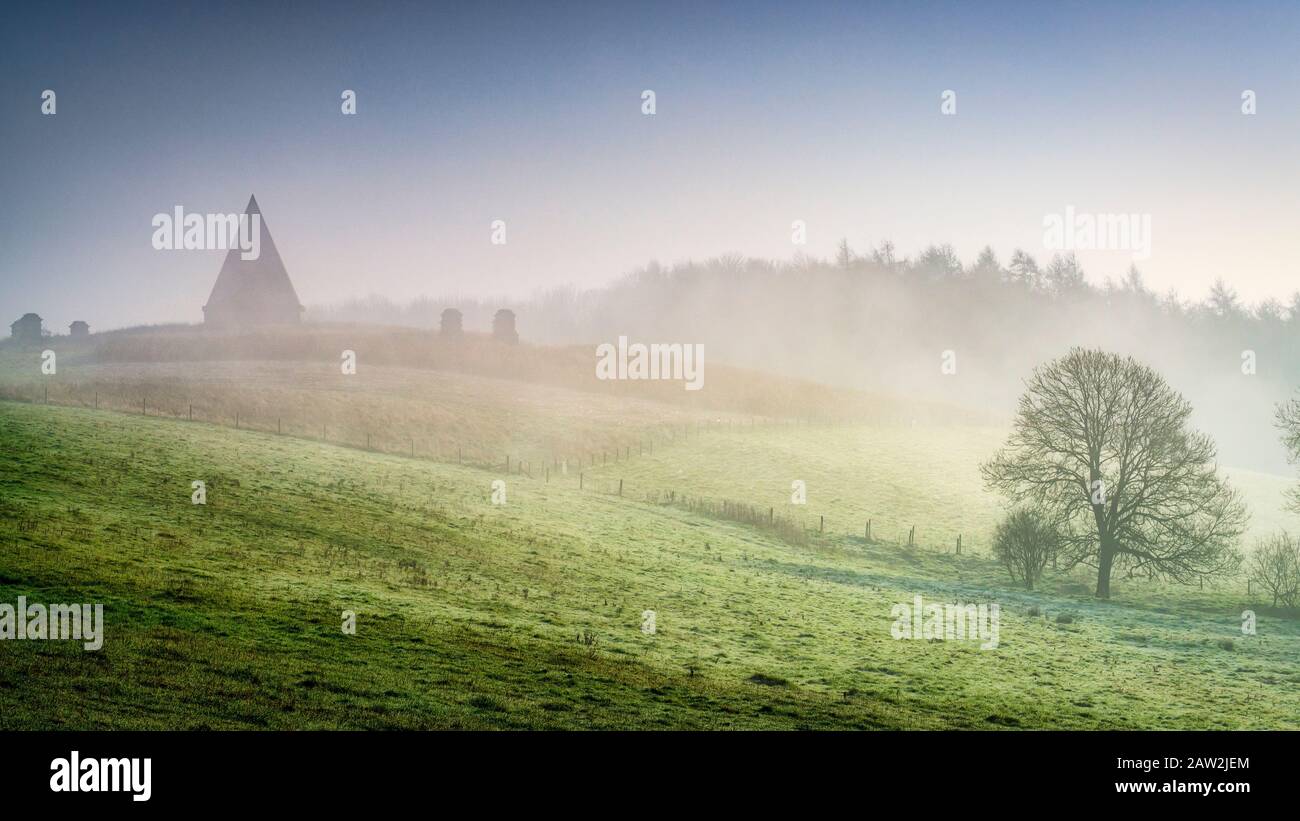 Welburn village yorkshire hi-res stock photography and images - Alamy