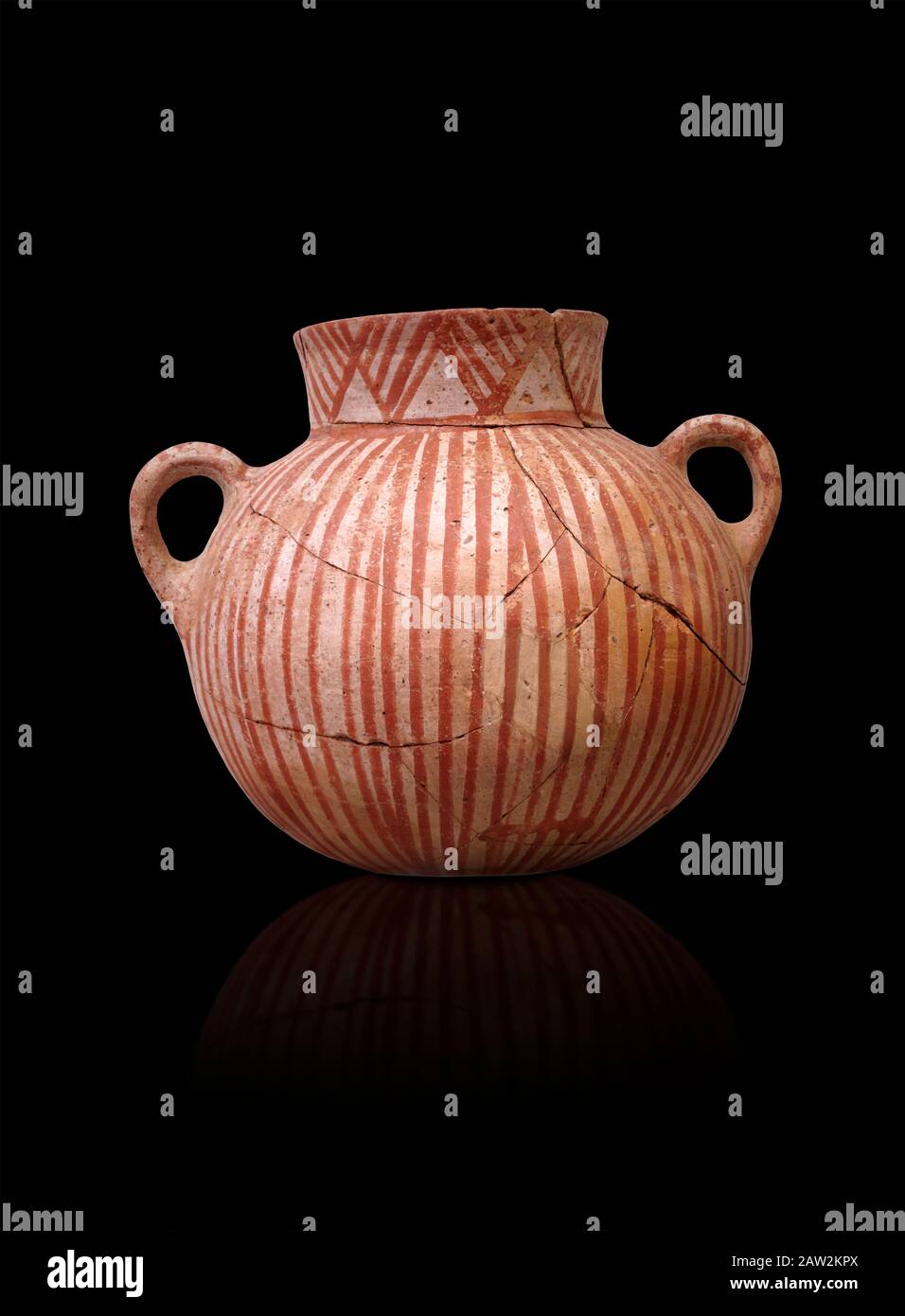 Minoan pot hi-res stock photography and images - Alamy