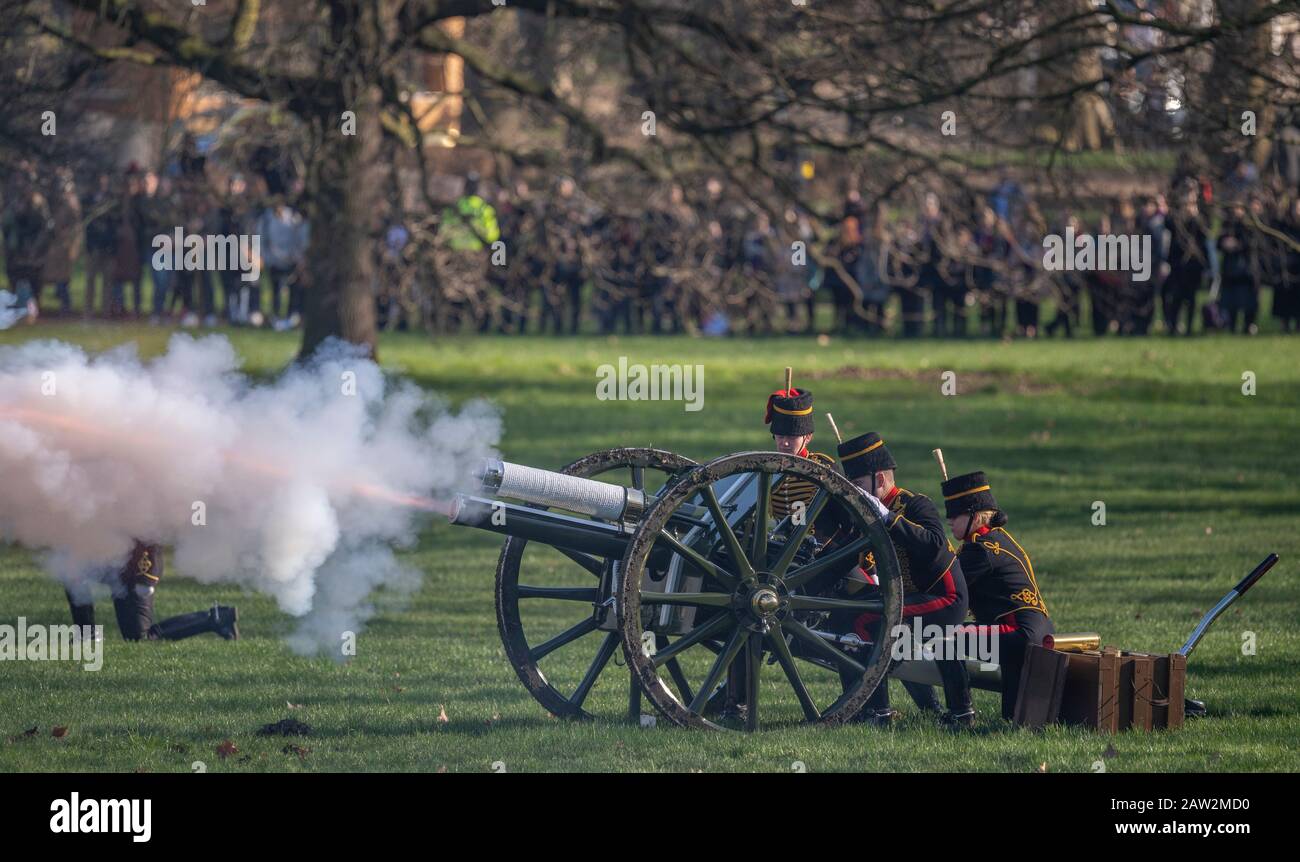12 regiment royal artillery hi-res stock photography and images - Alamy
