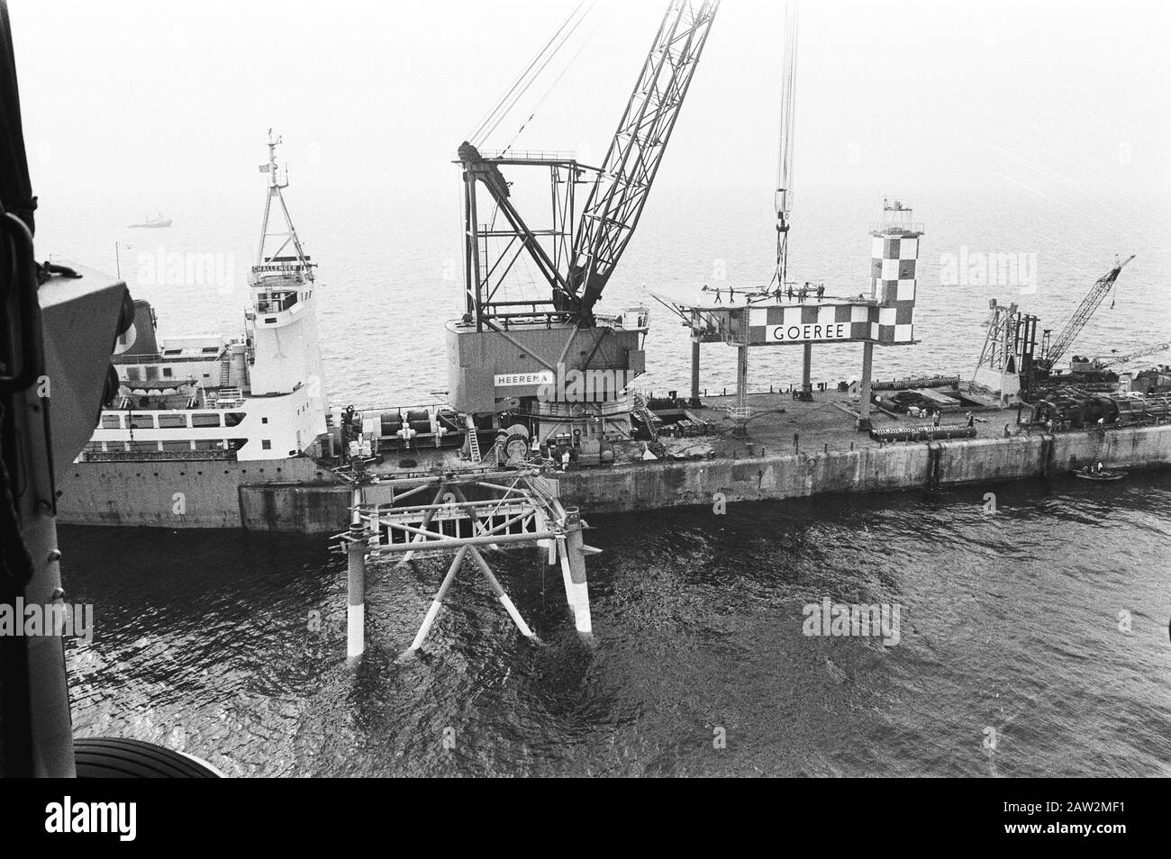 Leg positioning Black and White Stock Photos & Images - Alamy