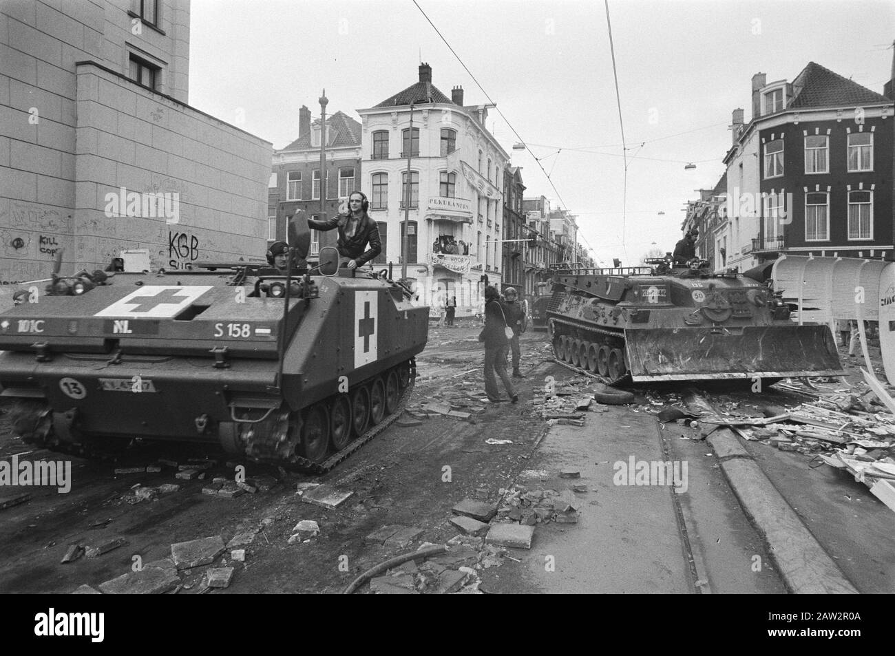 Salvage tank dozer hi-res stock photography and images - Alamy