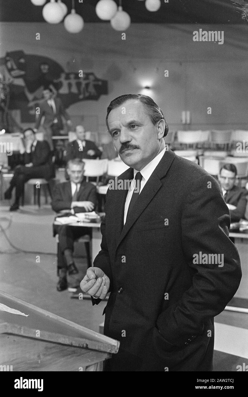 Mr smits hi-res stock photography and images - Alamy