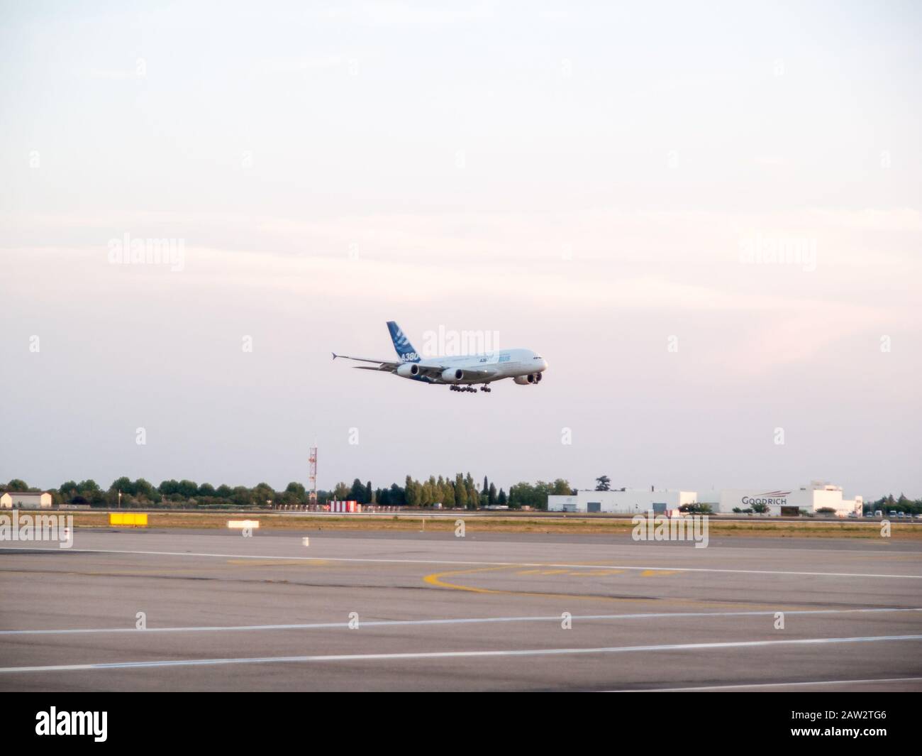 Airbus a380 flight test aircraft High Resolution Stock Photography and ...