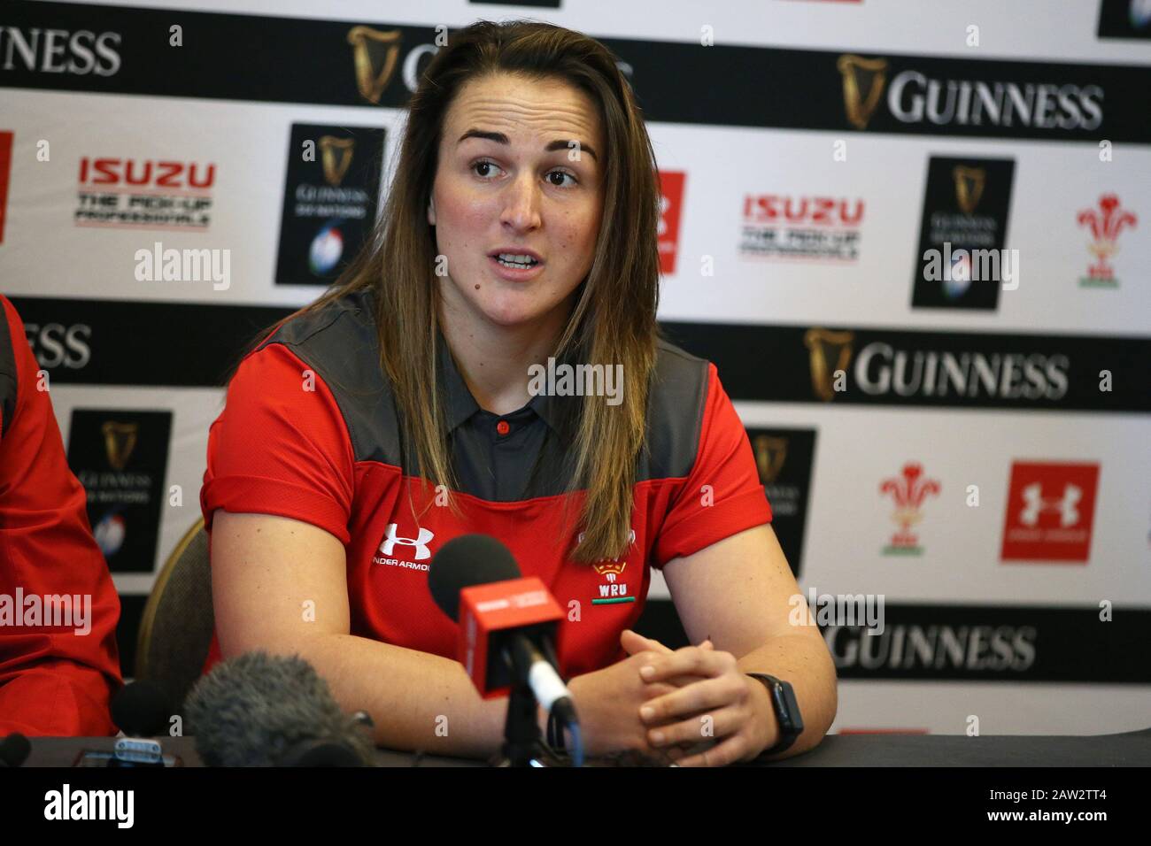 Women rugby team hi-res stock photography and images - Alamy