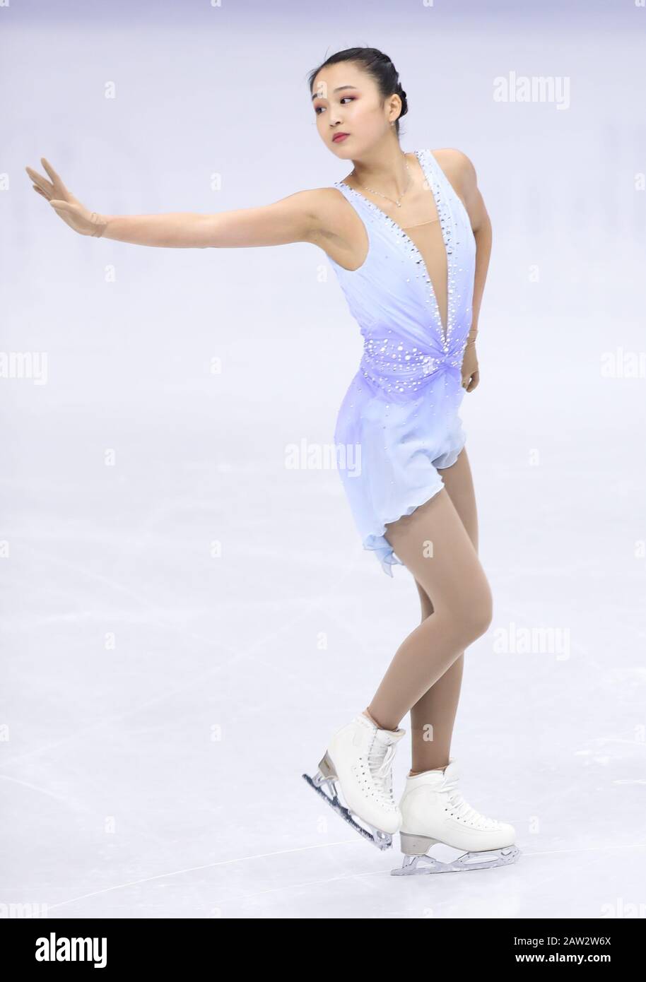 Seoul, South Korea. 6th Feb, 2020. Zhu Yi of China competes in the ...