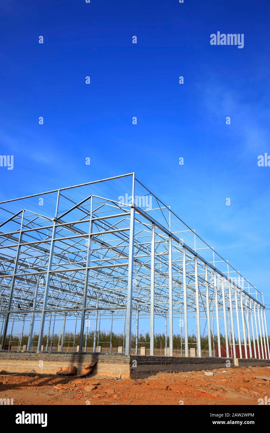 Steel frame structure Stock Photo - Alamy
