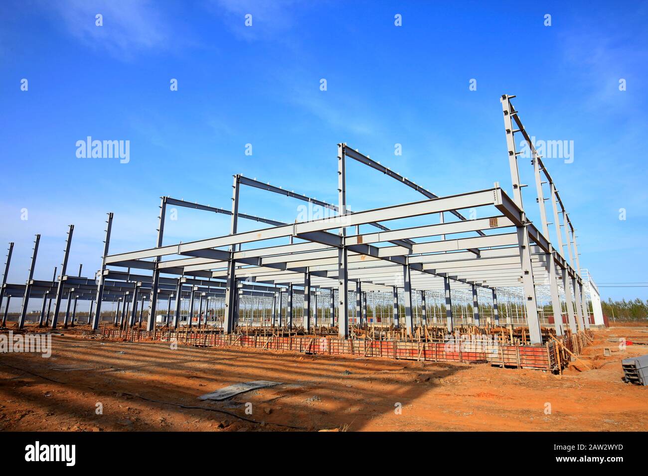 Steel frame structure Stock Photo - Alamy