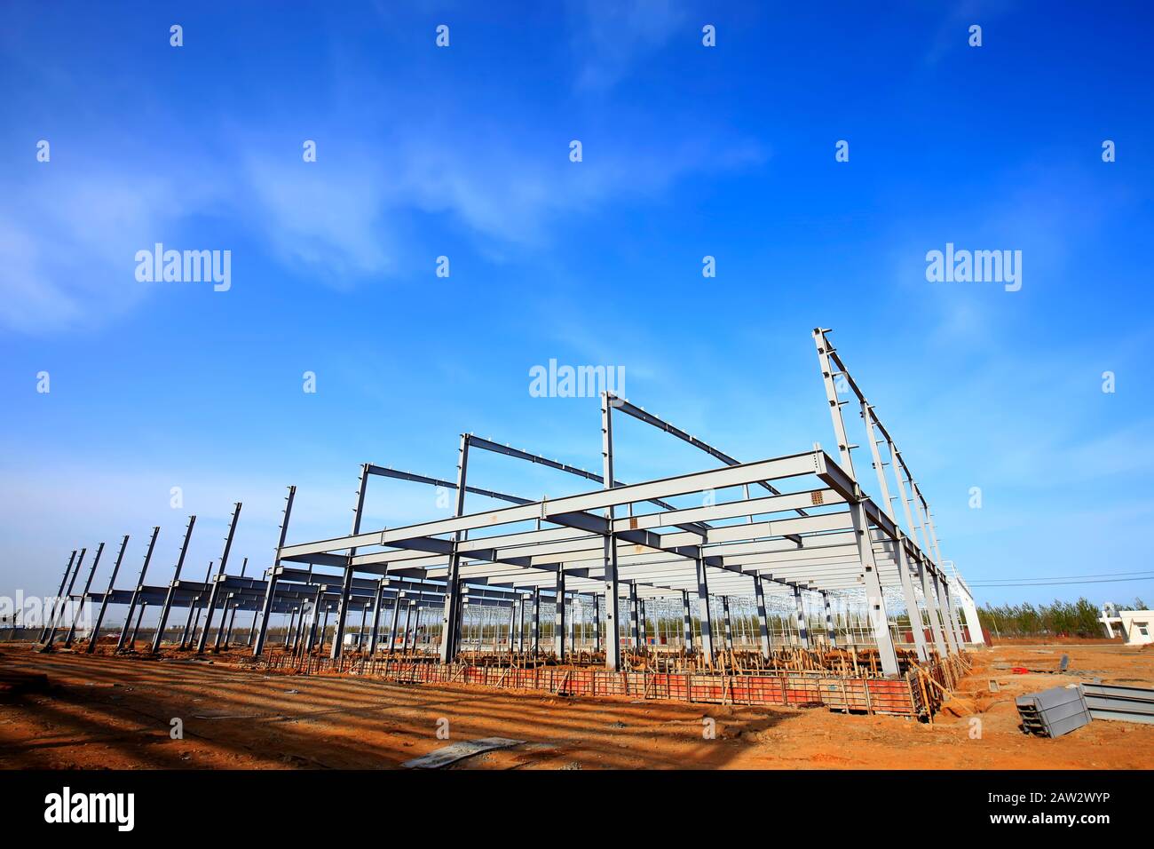 Steel frame structure Stock Photo - Alamy
