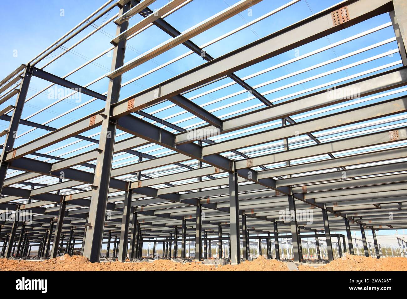 Steel frame structure Stock Photo - Alamy