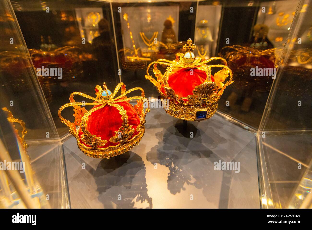 Absolute Monarchy Crown