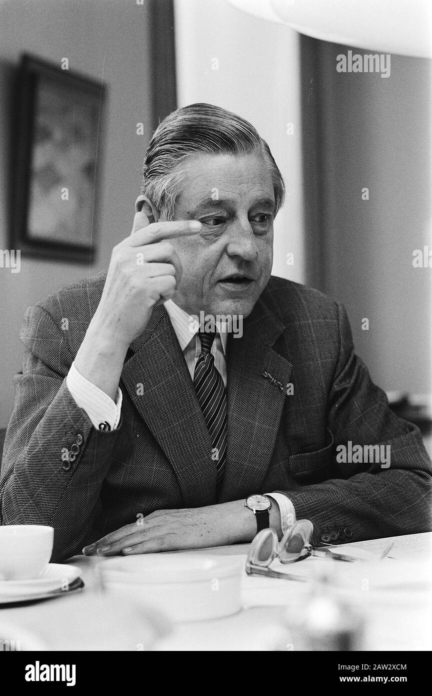Mr. Vogelenzang of ARMO Bank portraits, banking Date: May 18, 1983 ...