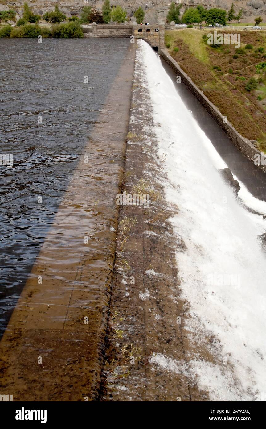 Overflowing dam at the Elan Valley after heavy rainfall Stock Photo - Alamy