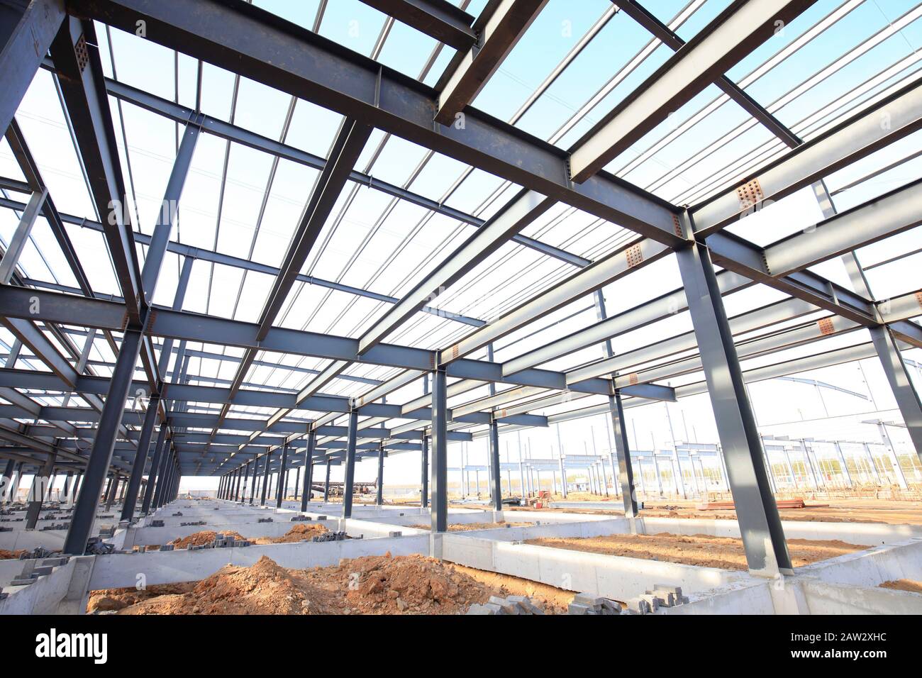 Steel frame structure Stock Photo - Alamy